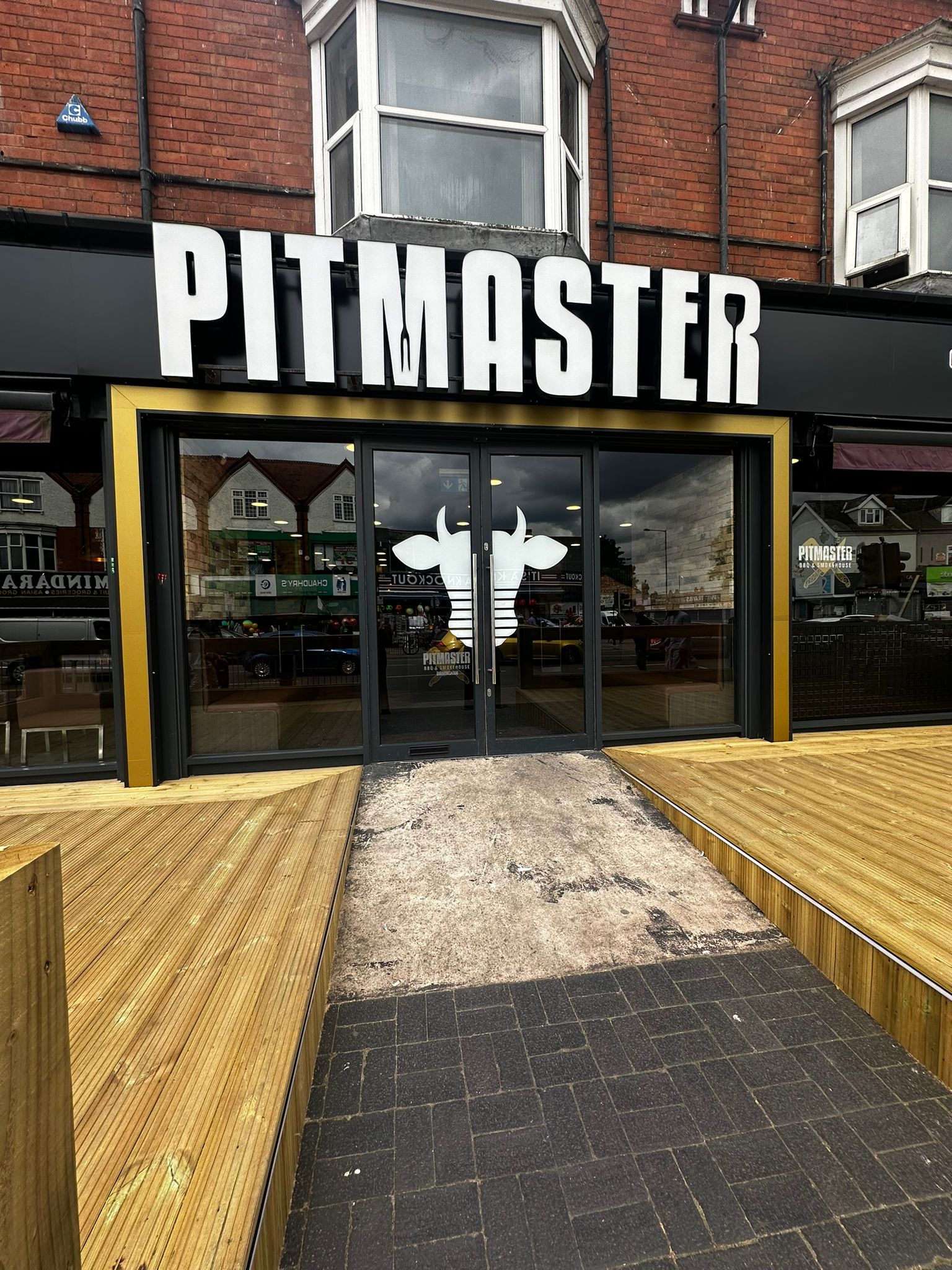 pitmaster-birmingham-shopfront-web – Pitmaster